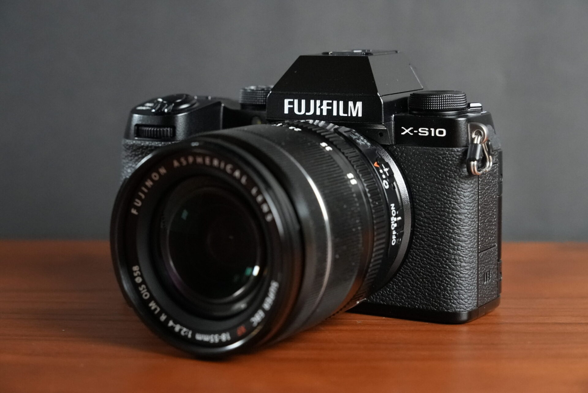 XF18-55mm F2.8-4 R LM OIS レビュー / Xマウント最初の一本におすすめ / | smallworks